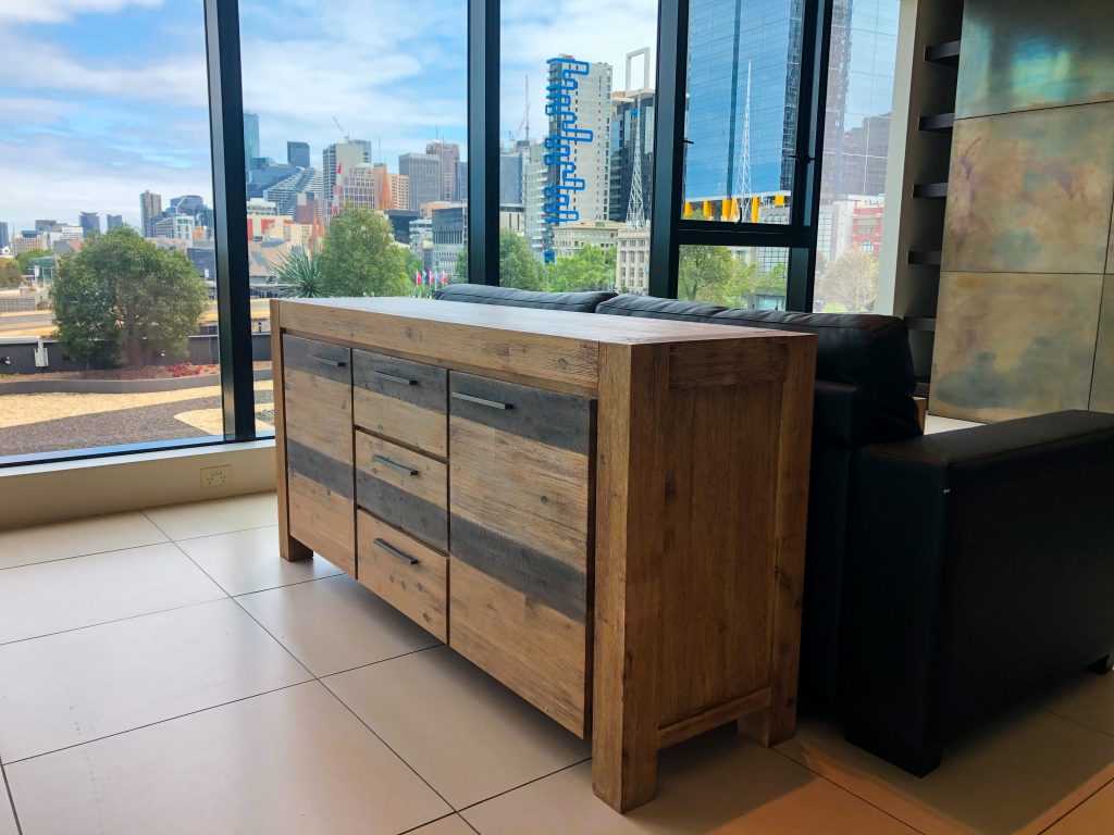 Kanye Buffet Table | Click on Rentals